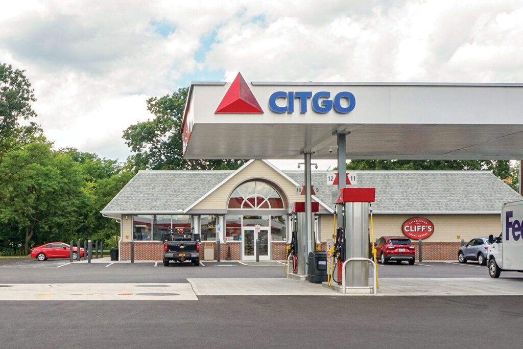Delivery, Full Menu, Pizza & CITGO — North Utica Cliff's