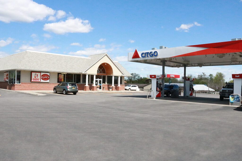 Full Menu, Pizza, Dunkin Donuts & CITGO Fuel — Kirkland Cliff's
